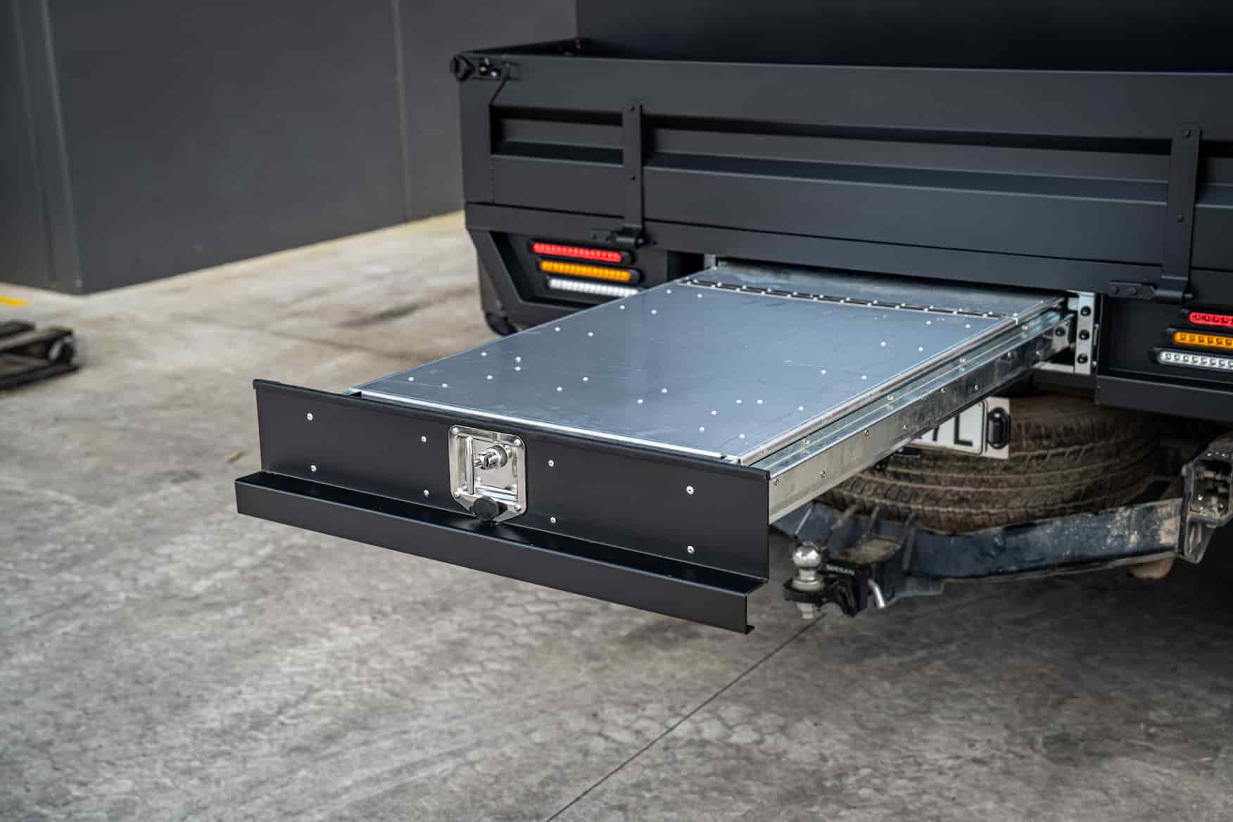 EZTOOLBOX - Quality Ute Trays, Toolboxes and Canopies for Utes
